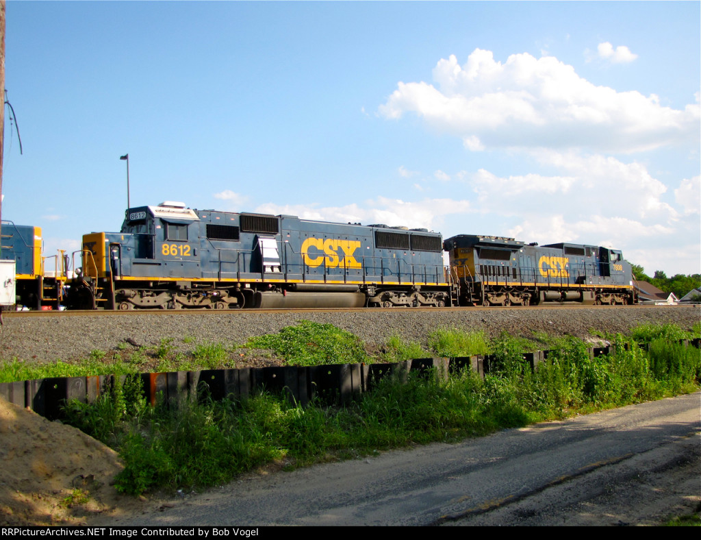 CSX 8612 and 7808